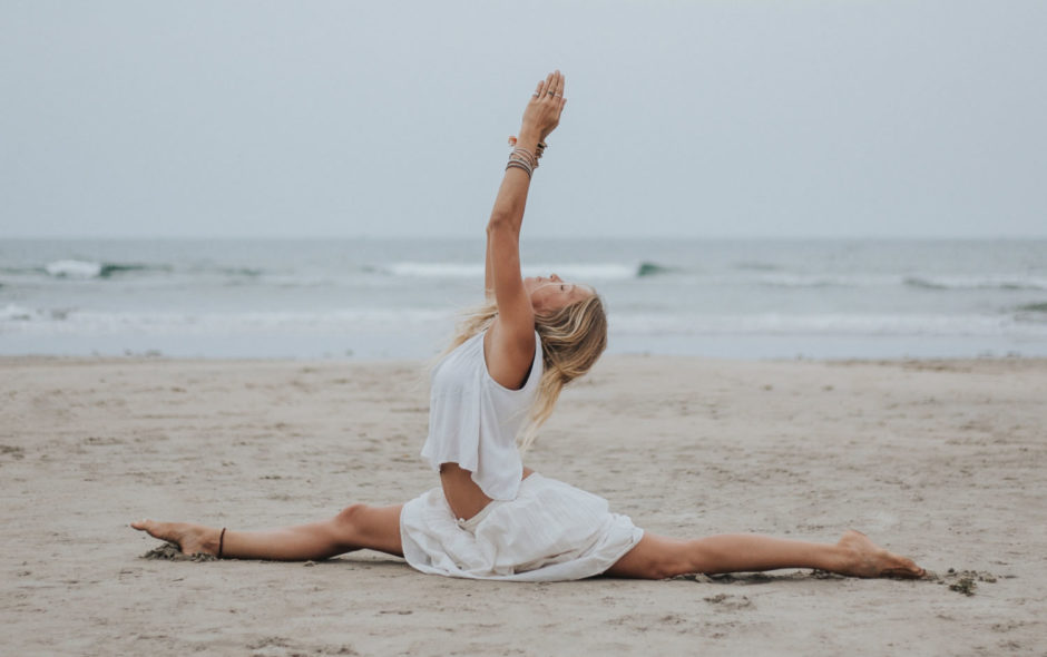 Hanumanasana - Posturas de Yoga | India Mágica
